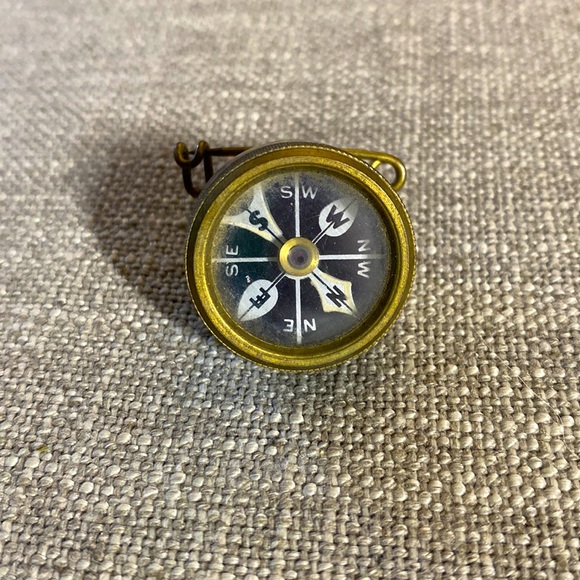 Marble’s | Accessories | Marbles Antique Gladstone Brass Pin On Compass | Poshmark